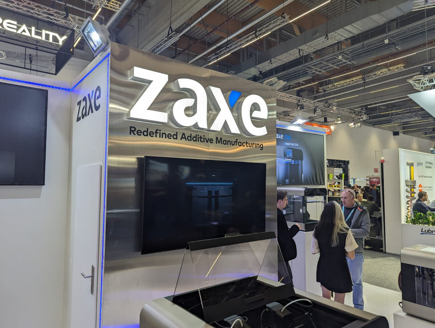 Zaxe Z3S: Elevating 3D Printing Beyond BambuLab's Reach